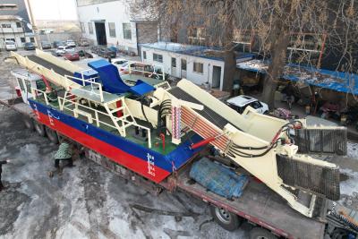 China 600mm Hydraulic Aquatic Weed Harvesting Machine Powered By Diesel Engine For Shallow Waters for sale