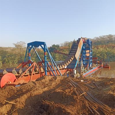 China Gold Mining Chain Bucket Dredger Customized With On Site Assembly Structure And Diesel Engine for sale