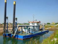 China CCS 7.5m Steel Mud Dredger with 1500m Discharge Distance Draft 1 Meter for sale