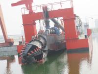 China Portable 600mm Hydraulic Cutter Head Sand Suction Dredger For Sand Dredging With 2000m Discharge Distance for sale