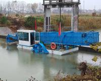 China 1.8 M Cutting Width Propeller Driven 75 KW Power Mowing Boat At 4-5 Km/h Speed for sale