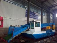 China 1.8 M Cutting Width Propeller Driven 75 KW Power Mowing Boat At 4-5 Km/h Speed for sale