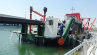 China 450 mm 900 cubic meter/h Dredging Capacity Sand Mining Dredge For Sand And Mud Dredging in Sea, River and Pond for sale