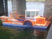 China Small Easy Operate Lake Weed Removal Machine For Waterweed for sale