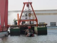 China 300mm 12 Inch 1500 M3/H Suction Small Sand Dredger Ship With 1500 M Discharge Distance for sale