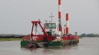 China Sand Suction 26 inch Cutter Suction Sand Dredger for Port Dredging depth 15 meters underwater for sale