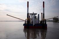 China 14Inch Model 300m3/h Cutter Suction Dredger for Dredging Equipment/River Sand Mining for sale