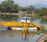 China Small Easy Operate Lake Weed Removal Machine For Waterweed for sale