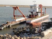 China 500 cbm/h Solid Sand or Mud Dredging Cutter Suction Dredging Boat for Dock Dredging and Mud Removal for sale