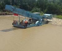China 12cbm Wheel Driven Aquatic Weed Removal Harvester 4-5km/H for sale