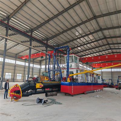 China Cutting Edge Cutter Suction Dredger With Submersible Slurry Pump 201 Kw Main Engine And 213 Kw Total Power for sale