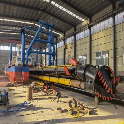 China 150-260 M3/h Water Flow Cutter Suction Dredger Boat For Dredging Needs for sale