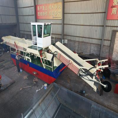 China River Cleaning Boat For Aquatic Vegetation No-Load Draught 0.55m High Sailing Speed ≥4km/h for sale