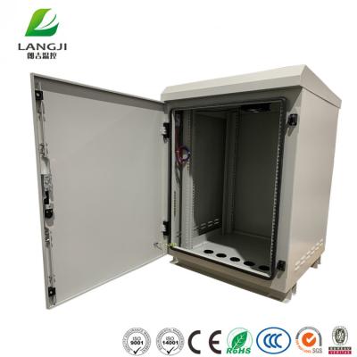 China IP66 12U Electrical Pole Wall Mounted Telecom Cabinet for sale