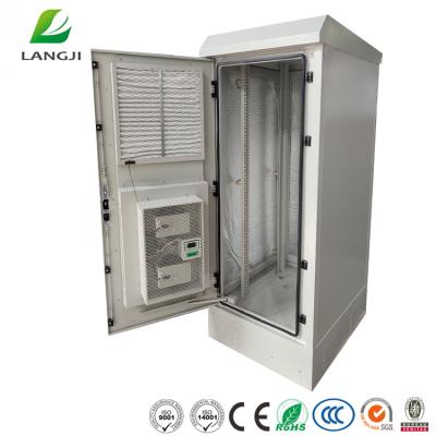 China Climate Controlled Nema Outdoor Telecom Enclosures Single Bay for sale