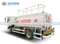China HOWO 6 CBM Fuel Tank Truck Q235 Carbon Steel with Oil Refilling Dispenser 4x2 for sale