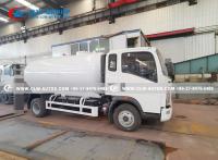 China HOWO 2.5ton 5000L LPG Bobtail Propane Delivery Truck with Cummins 141HP for sale