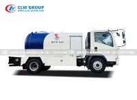 China HOWO 5CBM LP Gas Bobtail Truck Propane Transfer Tanker 160HP DRC Market for sale
