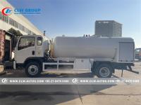 China HOWO 4x2 8000L LPG Bobtail Tanker Truck with Dispenser 120HP for sale