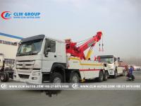 China SINOTRUK HOWO 8x4 360 Degree Rotation Heavy Duty Tow Truck 15 Ton Capacity for sale