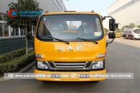 China JAC 4x2 Flatbed Tow Truck 4000kg Capacity Q235A Carbon Steel Body for sale