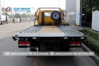 China JAC 4x2 Flatbed Tow Truck 4000kg Capacity Q235A Carbon Steel Body for sale