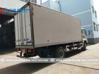 China Sinotruk HOWO 4x2 5 Ton Refrigerated Van Truck LHD RHD 6060x2300mm for sale