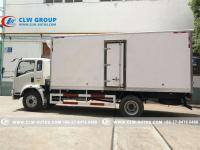 China Sinotruk HOWO 4x2 5 Ton Refrigerated Van Truck LHD RHD 6060x2300mm for sale