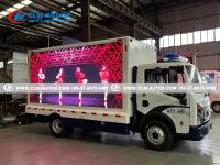 China Dongfeng 4x2 Mobile LED Advertising Truck with P4 Screens 9.6sqm Hydraulic Stage for sale