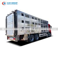 China 8x4 SHACMAN H3000 Livestock Transport Truck 380HP Insulated Multi-Level Loading for sale