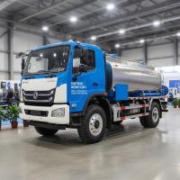 China SINOTRUK HOWO CAFU 6000L Fuel Refueling Truck Dual-Compartment Tank YUNNEI YN4102 116HP Diesel Engine for sale