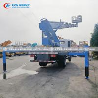 China Sinotruk HOWO 28m Aerial Platform Truck 7-Section Telescopic Boom 360 Rotation for sale