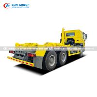 China HOWO 26Ton Hook Lift Garbage Truck 6x4 340HP Hydraulic Roll-off Container Truck for sale