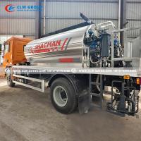 China Shacman L3000 6m³ Asphalt Distributor Truck with Uniform Spraying and Heating System for sale