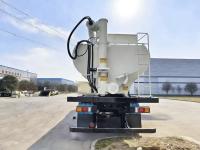 China 59.6m³ Tri-Axle Bulk Feed Transport Tanker with 360° Rotatable Auger and Siemens Motor for sale