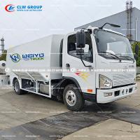 China FAW Tiger VH 6000L Fuel Delivery Truck Dual Independent Refueling Systems 60L/min for sale