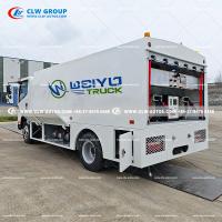 China FAW Tiger VH 6000L Fuel Delivery Truck Dual Independent Refueling Systems 60L/min for sale