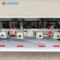 China FAW Tiger VH 6000L Fuel Delivery Truck Dual Independent Refueling Systems 60L/min for sale