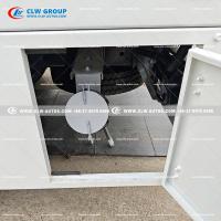China FAW Tiger VH 6000L Fuel Delivery Truck Dual Independent Refueling Systems 60L/min for sale