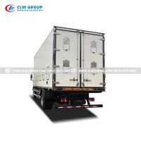 China Sinotruk HOWO 6.8m Chick Transport Truck 160hp Insulated Body All-Season Climate Control for sale