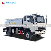 China SINOTRUK HOWO 4x4 5000L Mobile Refueling Truck All-Wheel Drive Carbon Steel Tank for sale