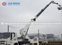China ISUZU GIGA 34m Insulated Aerial Work Truck Articulated Folding Arm Dielectric Bucket 360 Rotation for sale