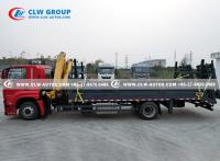 China ISUZU FTR 4x2 Flatbed Truck 205HP Euro 6 with 6.3 Ton Knuckle Crane 7000mm Platform for sale