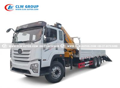 China FAW JK6 6x4 Crane Truck 320HP 25T Payload XCMG Folding Boom with Hydraulic Ramp for sale