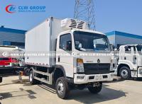 China HOWO 4x4 Right-Hand Drive Refrigerated Truck 5.4 Ton Winch 18000kg GVW Cold Chain for sale