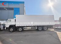 China HOWO 8x4 Refrigerated Truck 400HP 20-30 Ton Payload 58.8m³ Cargo Volume Cold Chain Logistics for sale
