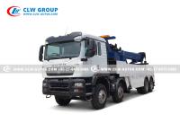 China HOWO 8x4 30 Ton Rotary Wrecker Truck 360° Rotatable Boom Dual 15 Ton Hydraulic Winches for sale