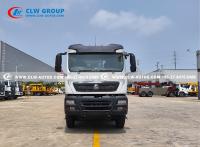 China HOWO 8x4 30 Ton Rotary Wrecker Truck 360° Rotatable Boom Dual 15 Ton Hydraulic Winches for sale