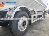 China Shacman 8x4 440HP Bulk Feed Transport Truck 40m³ 20tons Carbon Steel Tank Hydraulic Unloading for sale