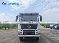 China Shacman 8x4 440HP Bulk Feed Transport Truck 40m³ 20tons Carbon Steel Tank Hydraulic Unloading for sale